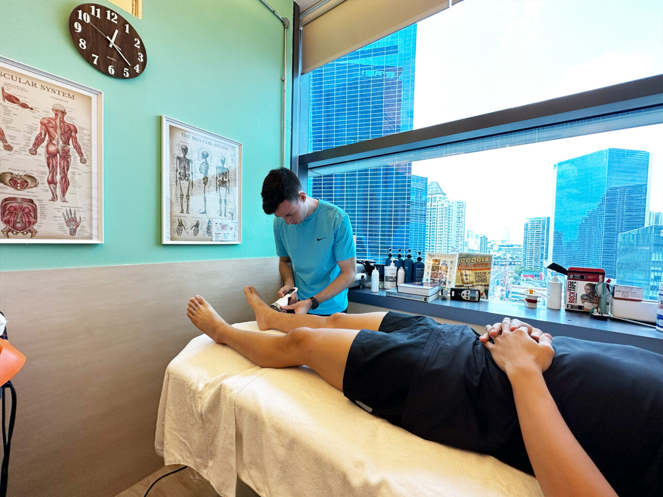 Physiotherapy Treatment for a Sprained Foot and Ankle | HelloPhysio