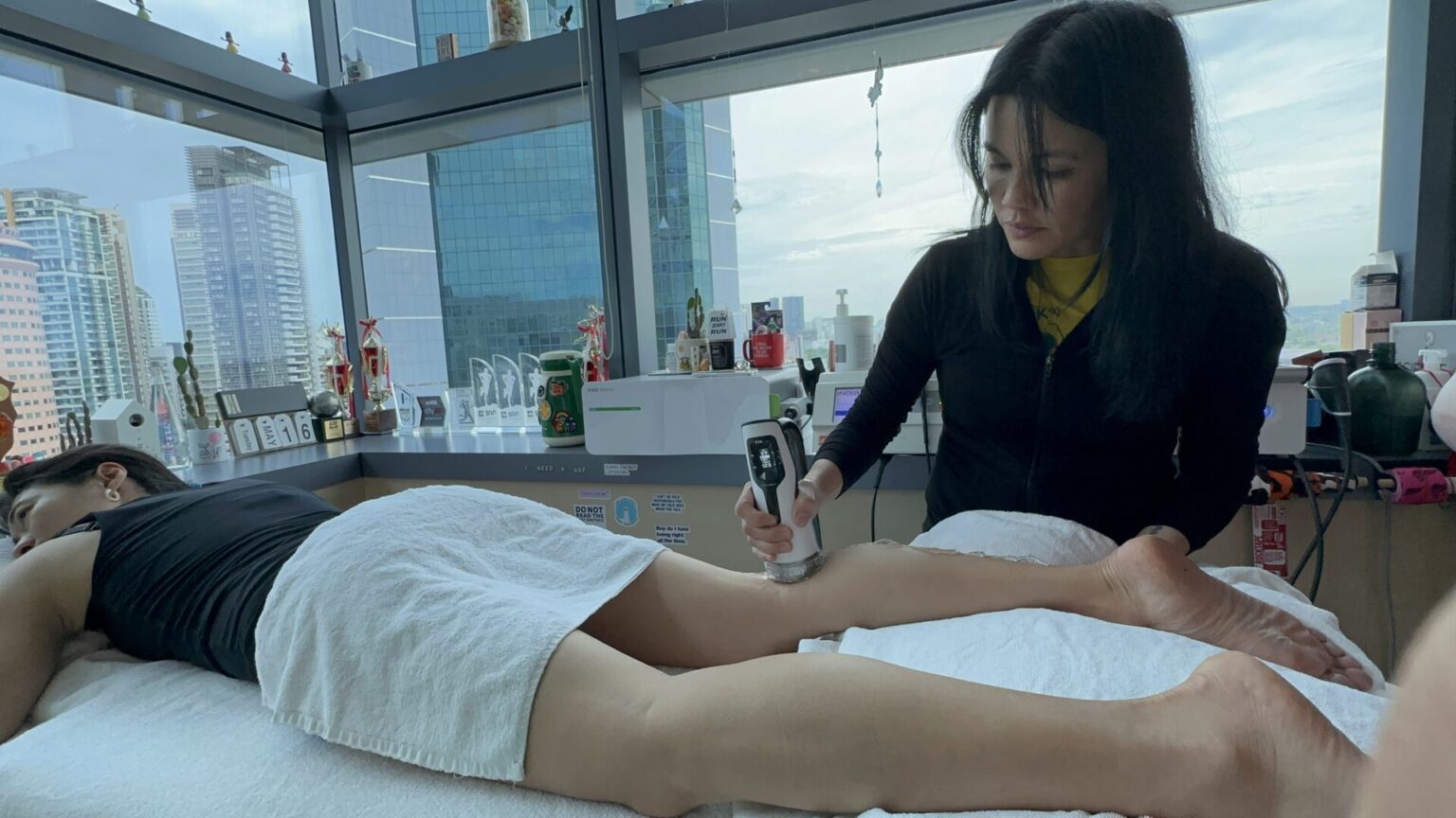 Shockwave Therapy for Knee Osteoarthritis Singapore