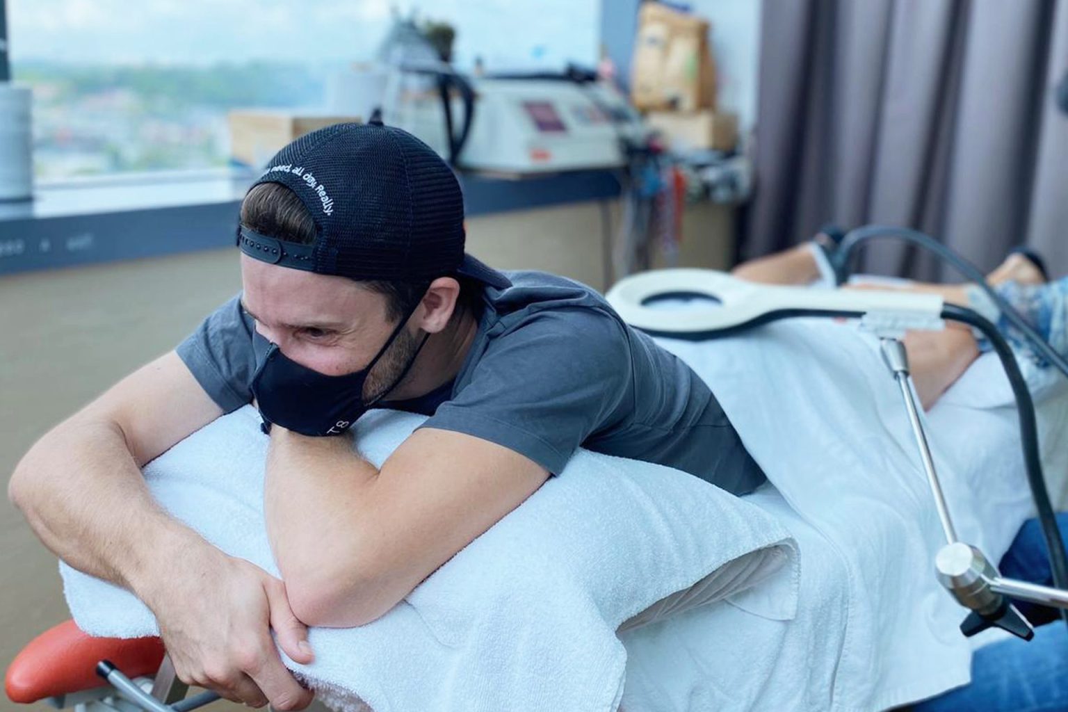 Back Pain Physiotherapy in Singapore | HelloPhysio